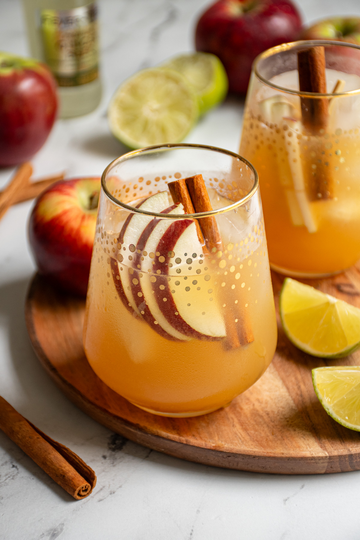 Apple Ginger Fizz Mocktail - Thyme For a Drink
